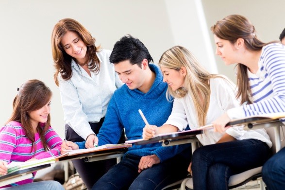 What To Expect From English Classes | TALK Schools - Blog